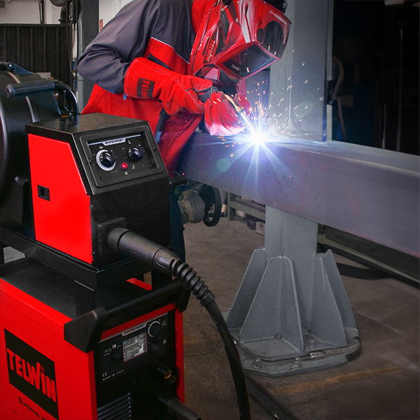 Supermig i Range | Robust multiprocess welding machines | Telwin